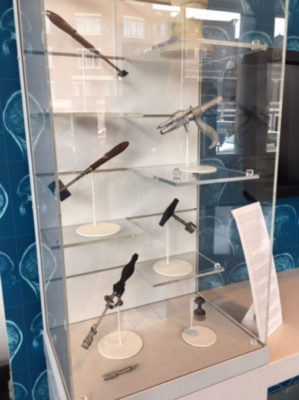 Tonsil guillotine - Scienceline